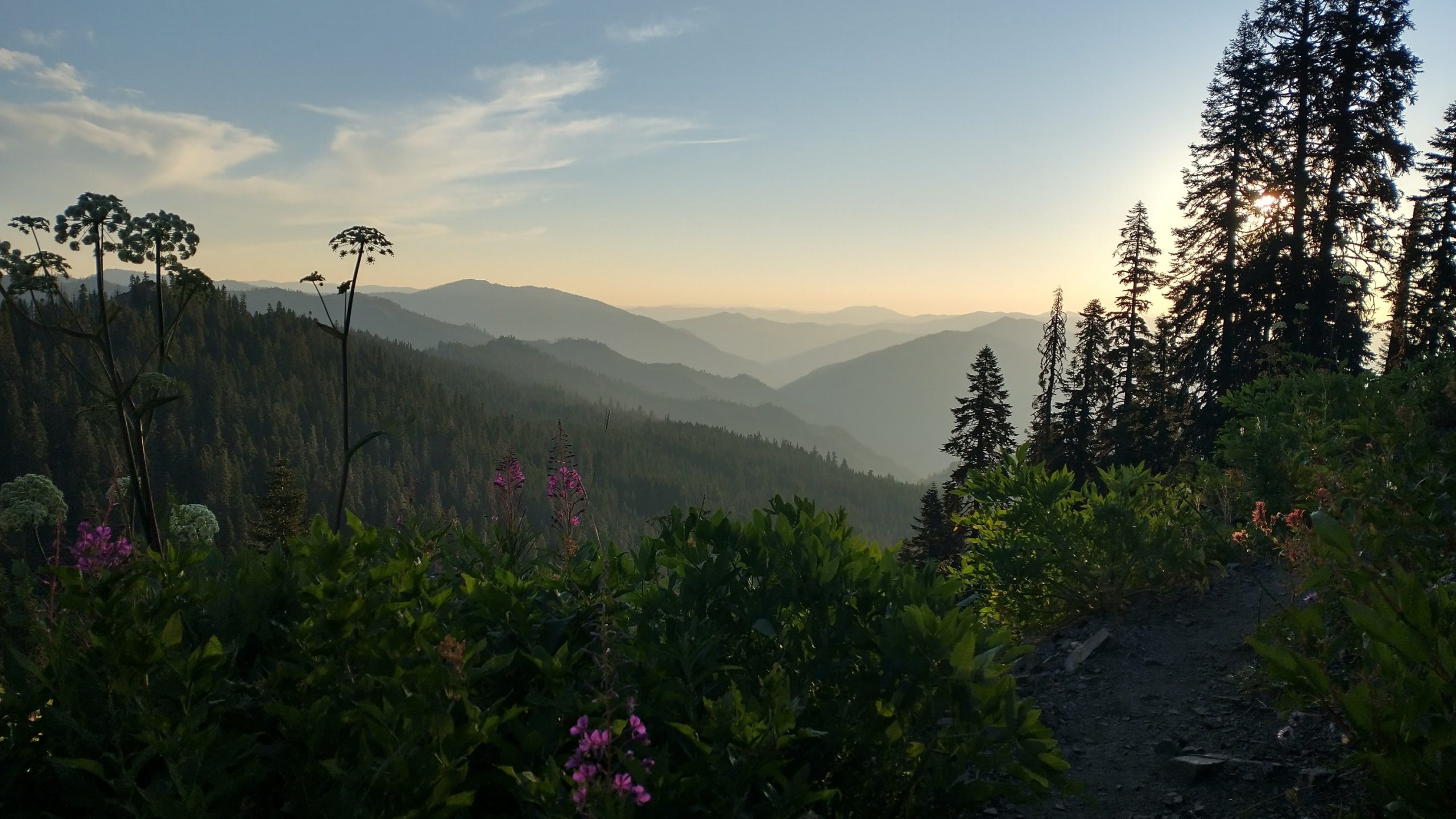 PCBCRT Day 37: Marble Mountains & Unplanned Town Stop – Twig Adventures